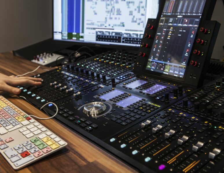 Our facility - Liquid Violet - Sound Studio - London
